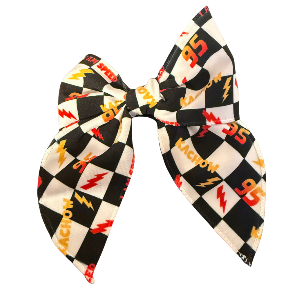 Magicland Isabelle Bow – Little Magnet Shop & More, LLC